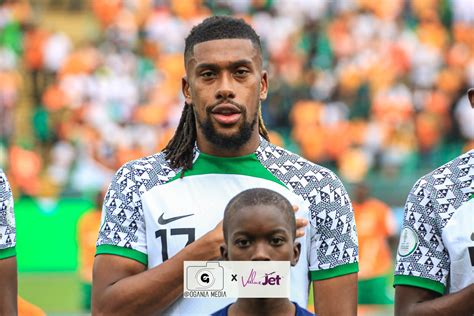 Watch Alex Iwobi Celebrates Fulham S Win Over Newcastle With Semo And
