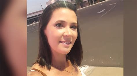 Mulher é morta a facadas pelo ex marido Plantão Maringá