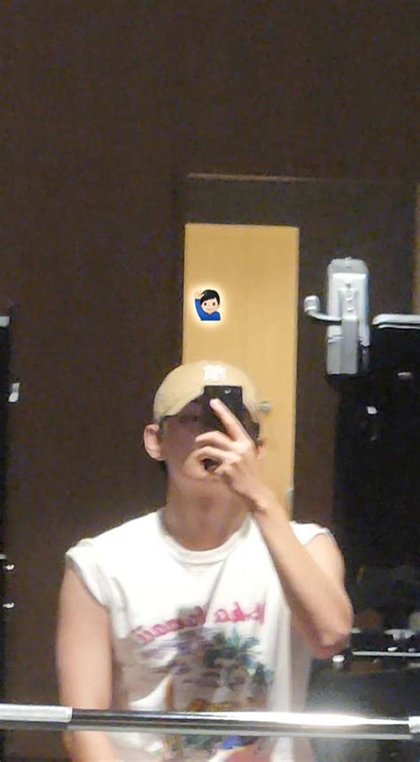 BTS Jungkook Surprises ARMY With New Photos V Aka Kim Taehyung Flaunts