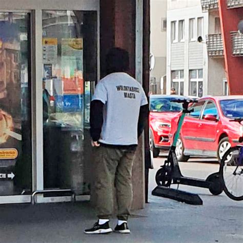 Winouj Cie Iswinoujscie Pl Fa Szywy Wolontariusz Miasta Czatuje