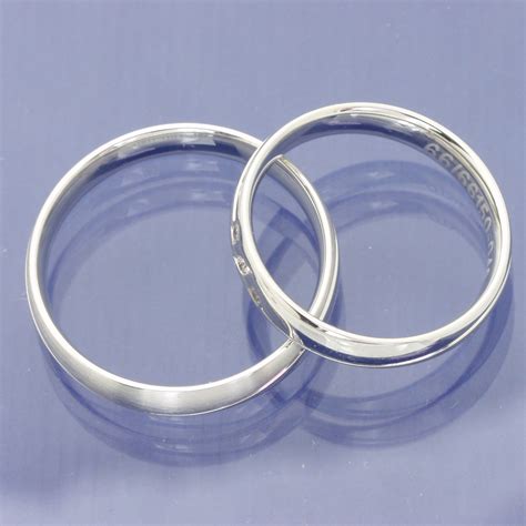 Eheringe Shop Schmale Weissgold Eheringe Mit Welle P7025137