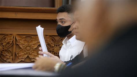 Foto Pacar Kesal Shane Lukas Lebih Milih Temani Mario Dandy Bertemu