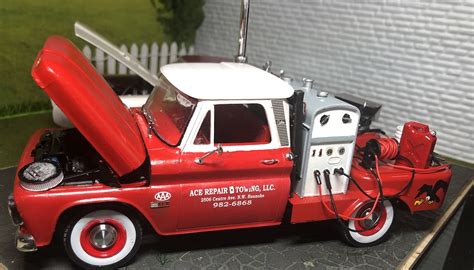 1966 Chevy Fleetside Plastic Model Truck Kit 1 25 Scale