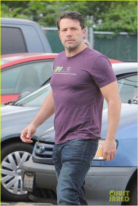 Photo Ben Affleck Is Getting His Buff Batman Body Back 32 Photo