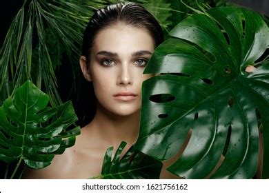 1 123 Naked Woman Jungle Stock Photos Images Photography Shutterstock