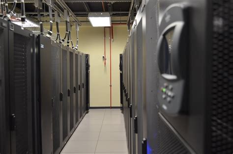 Qué es la nube Híbrida y Cómo ayudaría a tu negocio Geekgt