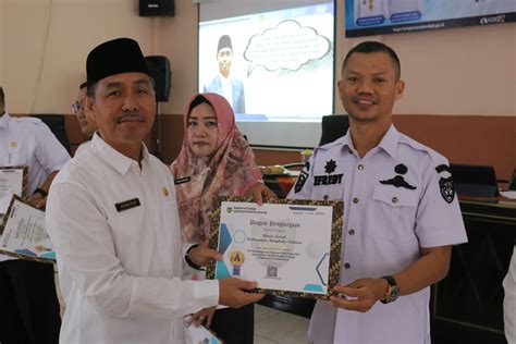 Pelayanan Makin Baik Ombudsman Dan Kemenpan Rb Berikan Penghargaan