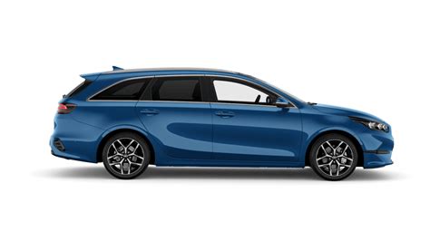 Kia Ceed SW 2022 год комплектация Luxe двигатель 1 6 л Бензин