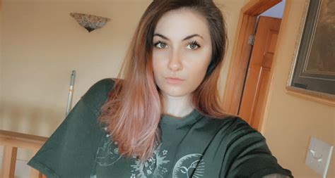 First Selfie Ive Taken Since I Became Singlenow Its Time To Finally Live For Me For The