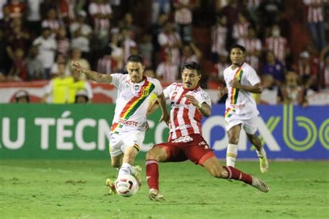 Sampaio Corrêa vence o Náutico confira os melhores momentos Minha