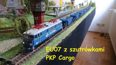 Na makiecie EU07 z szutrówkami PKP Cargo YouTube