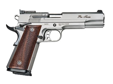 Collection Of Gun Png Transparent Background Pluspng The Best