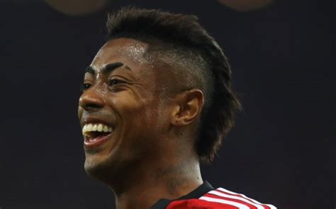Bruno Henrique relembra goleada do Flamengo contra São Paulo e faz