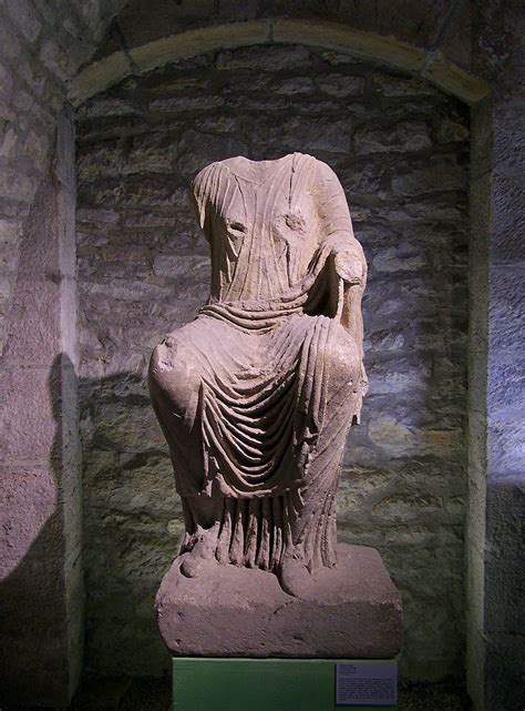Statue Gallo Romaine D Une D Esse Sequana Er Si Cle Mus E