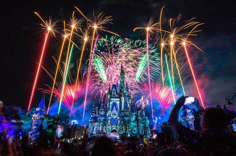 Disney New Years Eve 2024 Ddene Esmaria