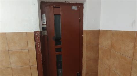 Old Modernised IFMA Traction Elevator Bulevardul Frăției Miercurea