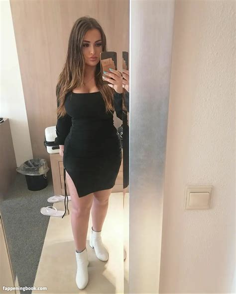 Esmeralda Esmeralda Nude Onlyfans Leaks Fappening Fappeningbook