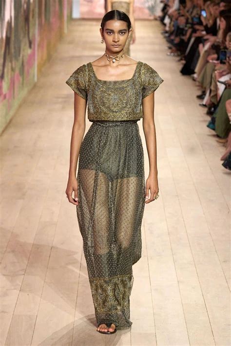 Dior Haute Couture Herbst Winter Runway Magazin Offiziell