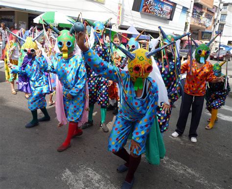GRUPO RENACER DE MI DANZA EL CORPUS CHRISTI Y LAS DANZAS DE DIABLOS