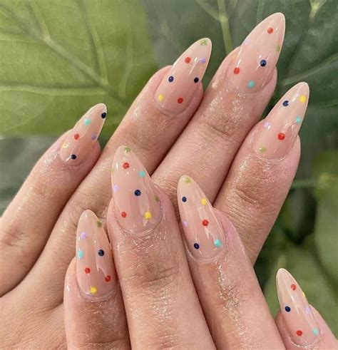 Top más de 62 imágenes sobre uñas de colores alegres el último