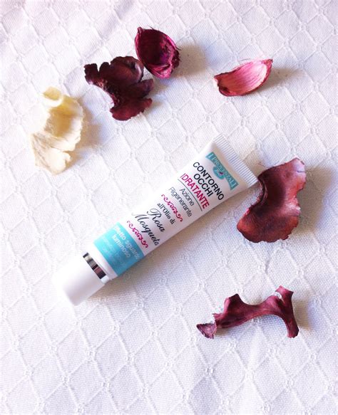 My Favourite Things Review Contorno Occhi All Olio Di Rosa Mosqueta
