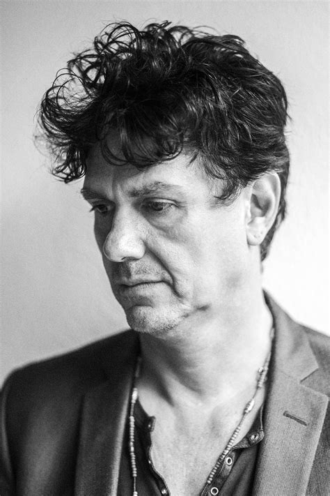 Saúl Hernández Behance