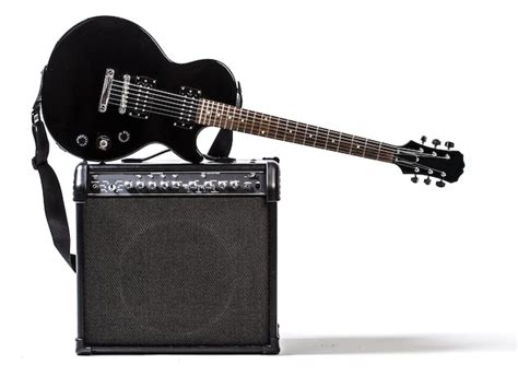 Guitarra El Ctrica Aislada En El Fondo Blanco Foto Premium