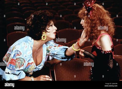 Lainie Kazan Mayim Bialik Beaches Stock Photo Alamy