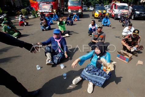TRADISI CUCURAK DI BOGOR ANTARA Foto