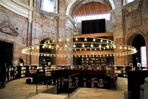 Las 10 bibliotecas de Madrid con más encanto