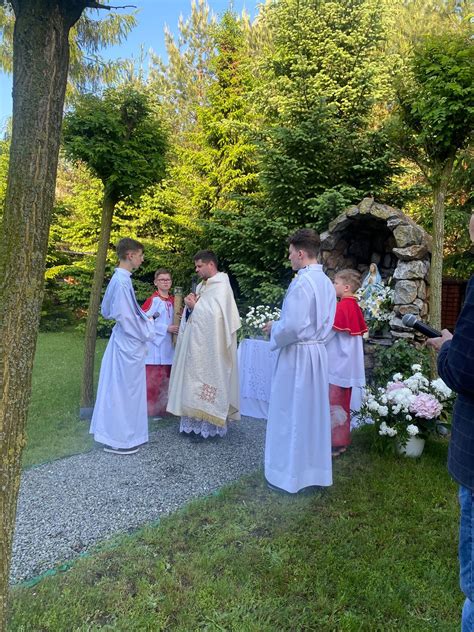 Liturgiczna Służba Ołtarza Parafia Pw Podwyższenia Krzyża Świętego w