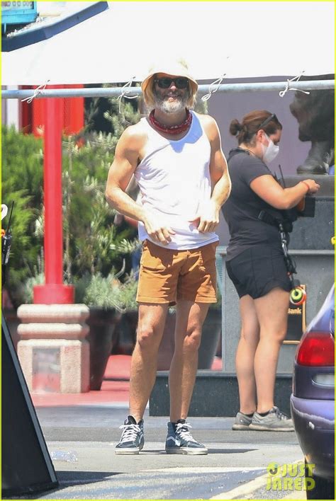 Chris Pine Looks Unrecognizable On Set Of His Directorial Debut