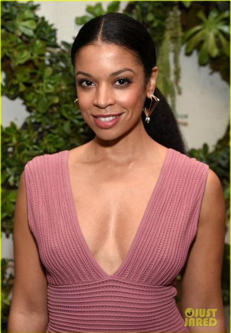 9 Hot Sexy Susan Kelechi Watson Bikini Pics