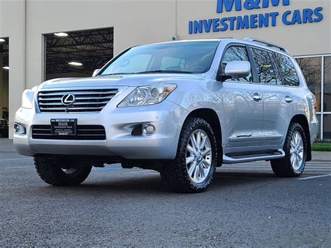 2008 Lexus LX 570 4WD Luxury 8 Passenger Fully Loaded Crawl