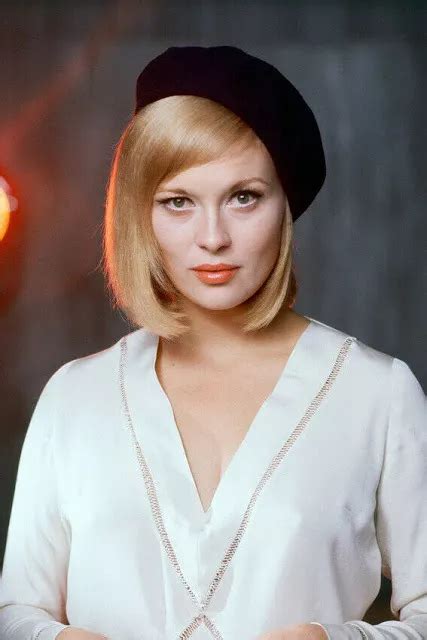 Faye Dunaway Publicity For Bonnie And Clyde 1967 Nudes