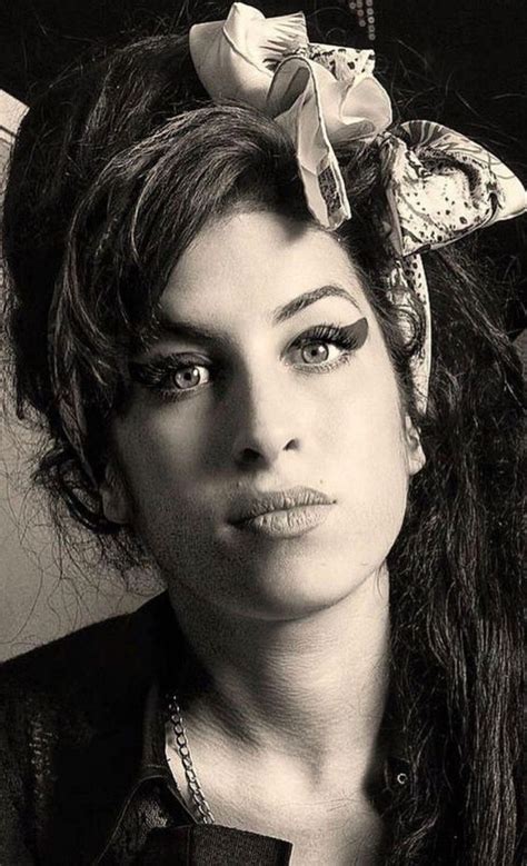 Amy Winehouse Black And White Photo In Amy Winehouse Style Amy