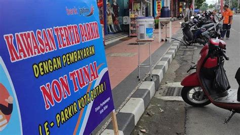 Tahun Ini Target Pendapatan Retribusi Parkir Di Kota Blitar Naik Rp 600