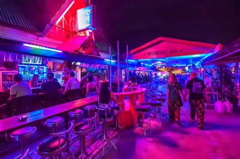 Beer Bar Central In Koh Samui Nightlife Street In Lamai Go Guides