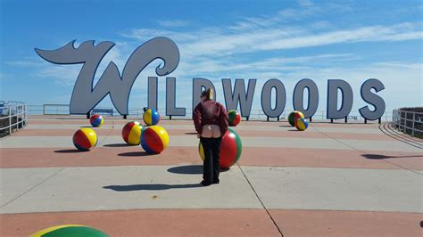 When You Butt Flash At The Wildwood Sign Scrolller