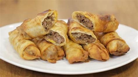 Evde kolay kıymalı börek nasıl yapılır Yemek Haberleri