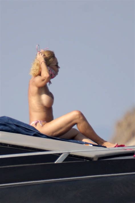Marlene Mourreau Topless Photos Thefappening