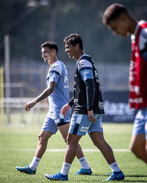 Santos empresta Lucas Barbosa ao Coritiba até o final do Brasileirão