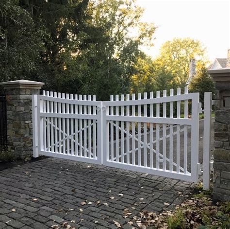 Top 60 Best Driveway Gate Ideas Wooden And Metal Entrances