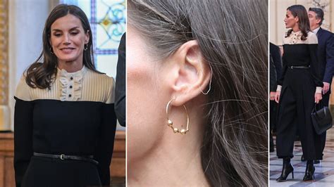 Doña Letizia estrena mono bicolor en Croacia