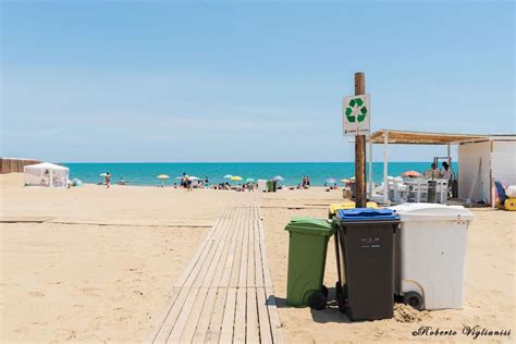 Catania tutte le spiagge libere aperte e attrezzate lestate è