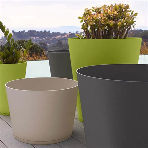 Pot De Fleur Geant Resine De Protection Pour Peinture