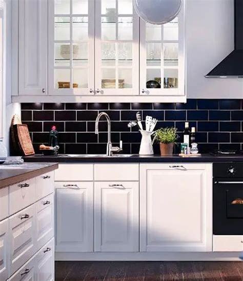35 Ways To Use Subway Tiles In The Kitchen Digsdigs