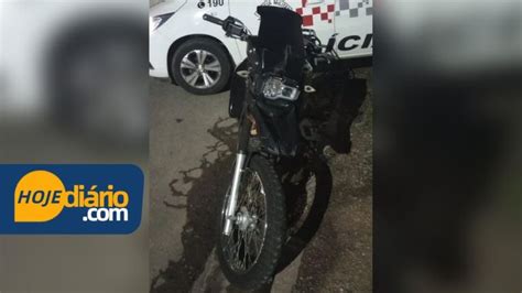 Homem é flagrado motocicleta sem placa e é detido por receptação