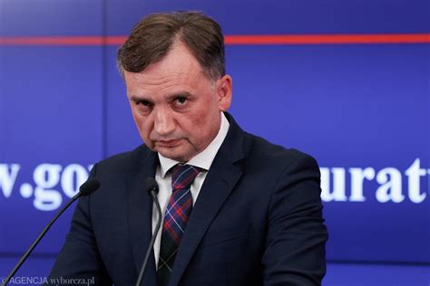 Ziobro zostanie przymusowo doprowadzony przed komisję Jeżeli się nie