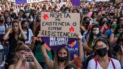 8M Miles De Mujeres Marcharon Frente Al Congreso Contra La Violencia